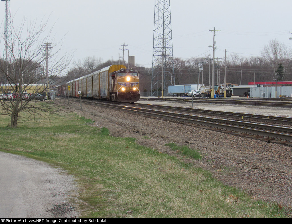 UP 5425 at Villa Grove 3:09pm